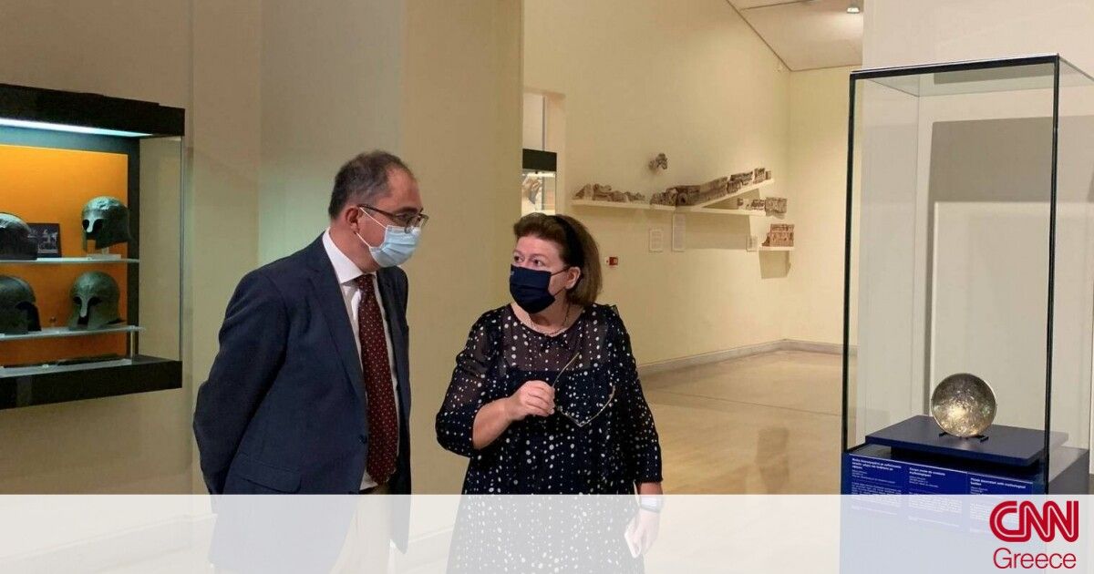 «Υπό το φως του Απόλλωνος - Το Λούβρο στους Δελφούς»: Εγκαινιάστηκε η ...
