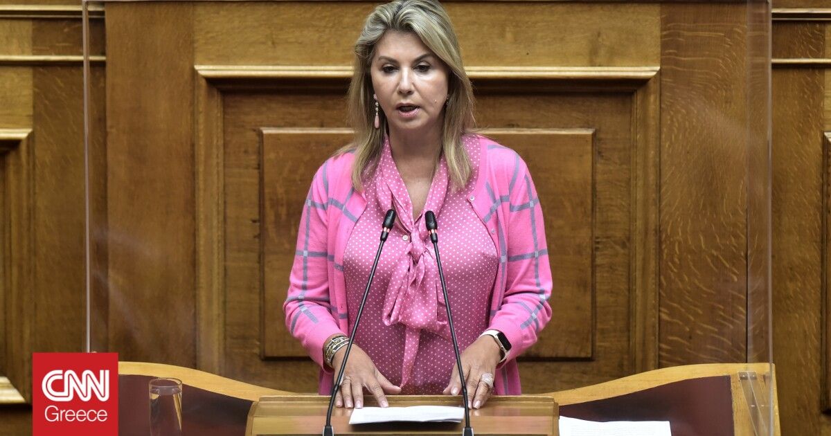 Μακρή: «Μικρός αριθμός κρουσμάτων στα σχολεία» - Αντιπαράθεση με Φίλη ...