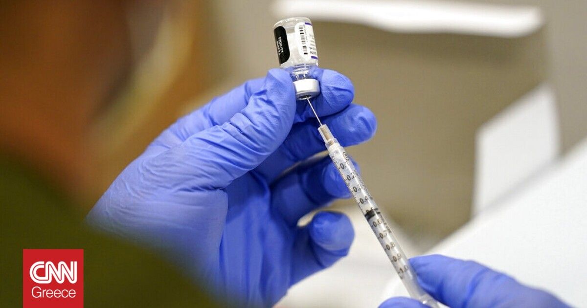 Η πρώτη ποινική δίωξη για πλαστά πιστοποιητικά εμβολιασμού - CNN.gr
