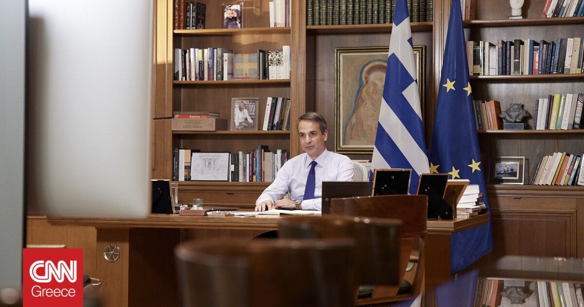 Μητσοτάκης στην Washington Post: Κορύφωση της πανδημίας στα μέσα ...