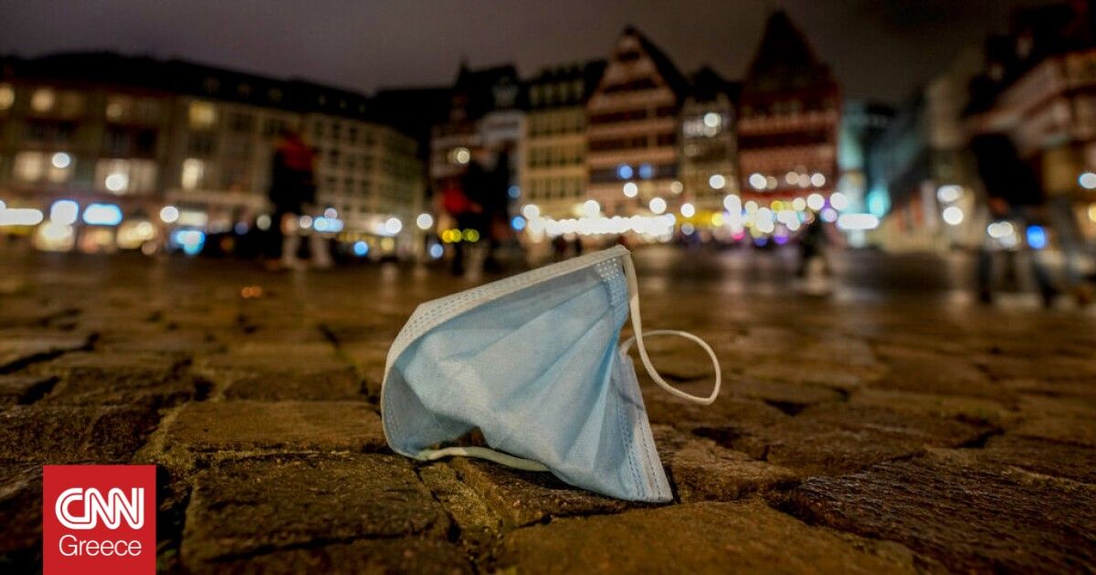 Μετάλλαξη Όμικρον: «Ζυγίζονται» τα δεδομένα για μεταδοτικότητα και ...
