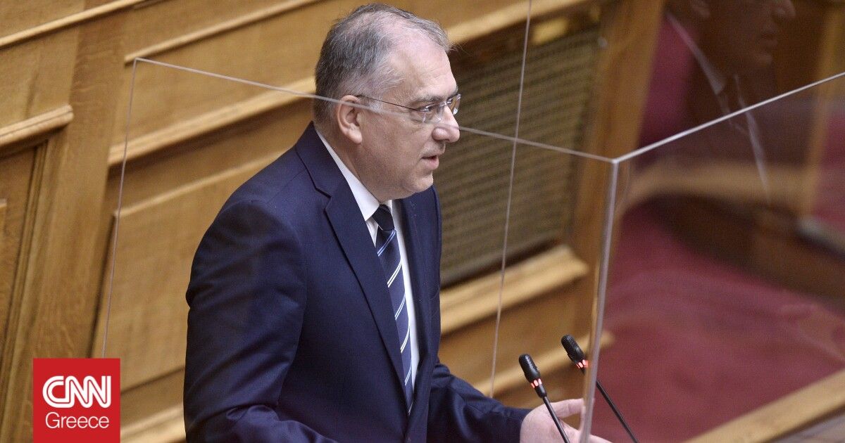 Εύσημα Θεοδωρικάκου σε αστυνομικούς για τη διάσωση 17 Τούρκων στον Έβρο ...