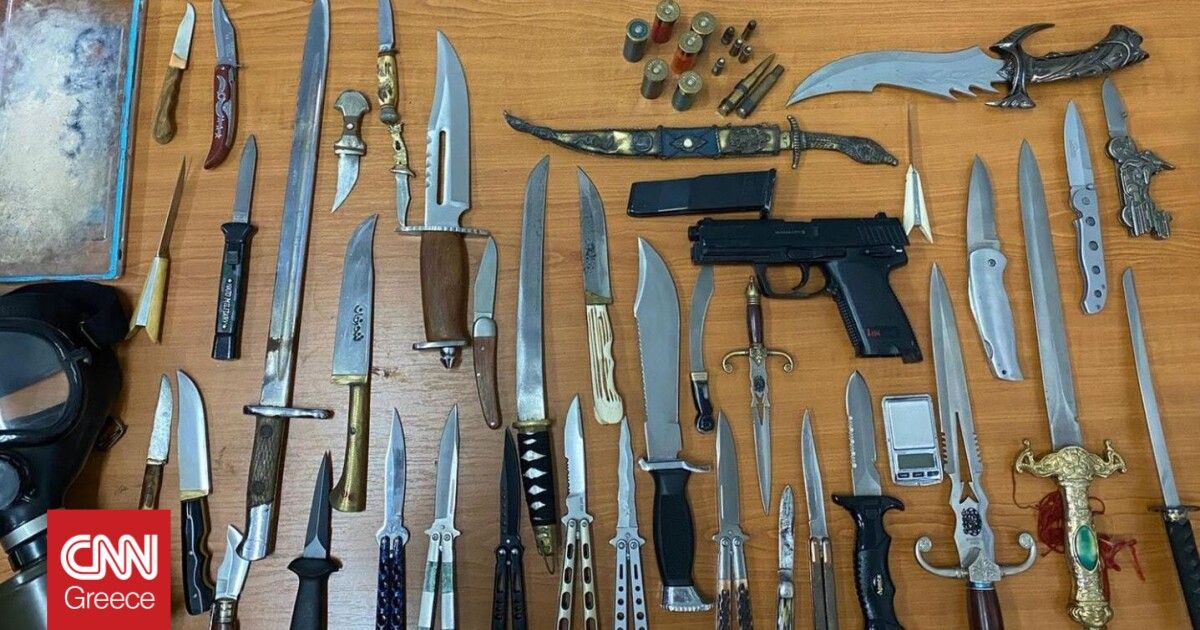 Με 43 μαχαίρια στην κατοχή του 36χρονος που συνελήφθη για ληστεία - CNN.gr