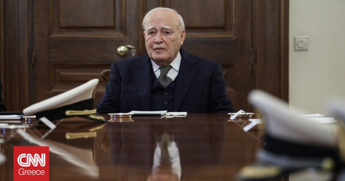 «Βολές» ΝΔ κατά ΣΥΡΙΖΑ για τον Κάρολο Παπούλια - CNN.gr
