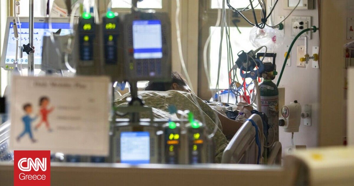 Θεσσαλονίκη: Διασωληνώθηκαν 36χρονη μητέρα και το πρόωρο μωρό της - CNN.gr