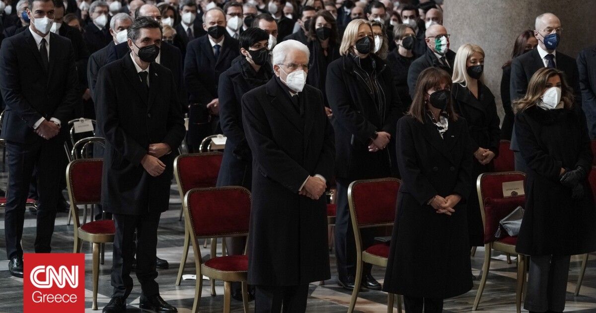 Σακελλαροπούλου στην κηδεία Σασόλι: Αποχαιρετώ έναν αφοσιωμένο Ευρωπαίο ...