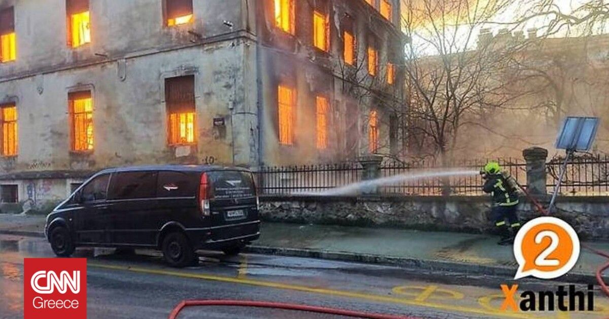 Μεγάλη φωτιά στο κέντρο της Ξάνθης - Καίει σε καπναποθήκες - CNN.gr