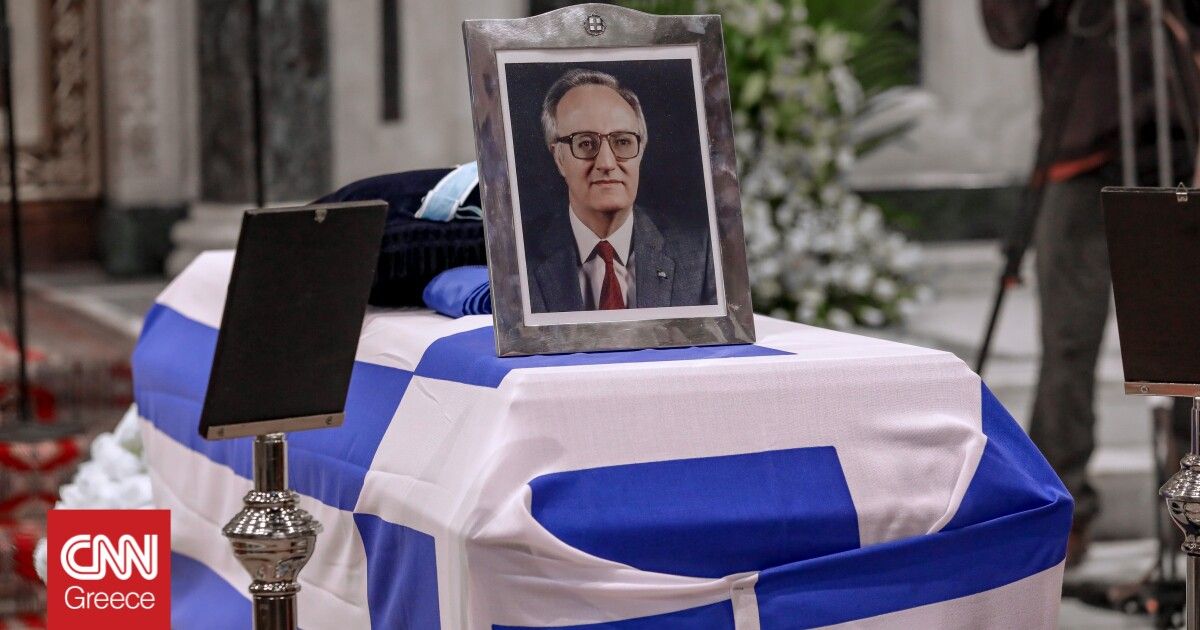 Χρήστος Σαρτζετάκης: Το ύστατο χαίρε στον πρώην Πρόεδρο της Δημοκρατίας ...