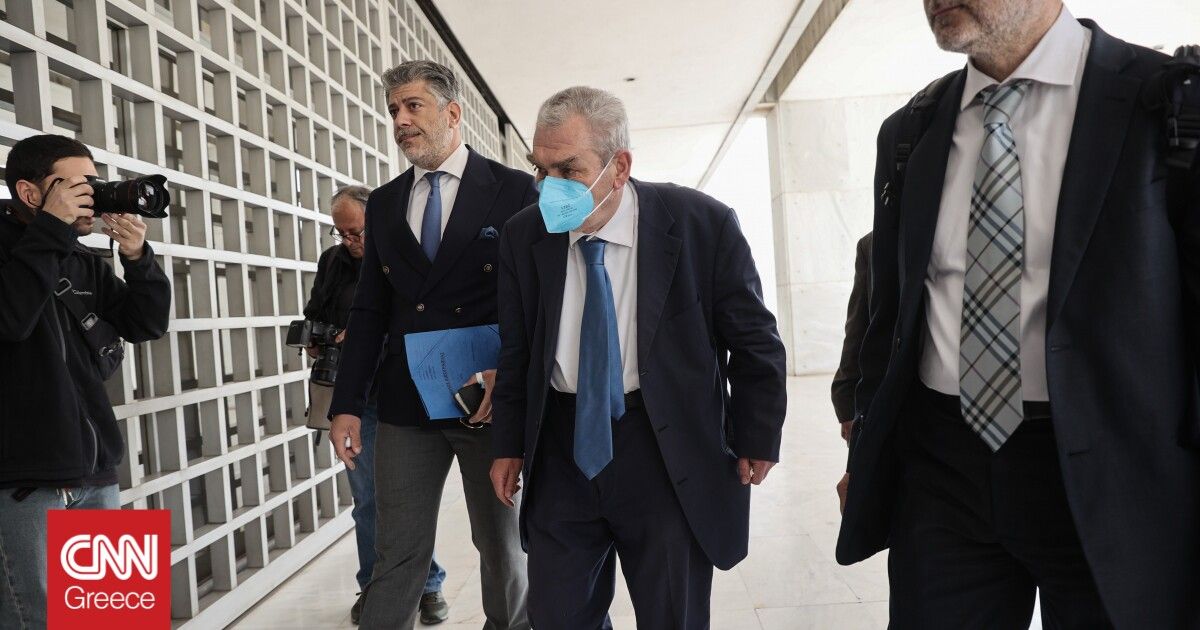 Novartis: Με υπόμνημα απολογήθηκε ο Παπαγγελόπουλος - «Το τέλος για ...