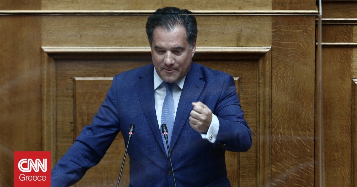 Γεωργιάδης στη Βουλή: Καταργούνται οι ενδιάμεσες εκπτώσεις - CNN.gr