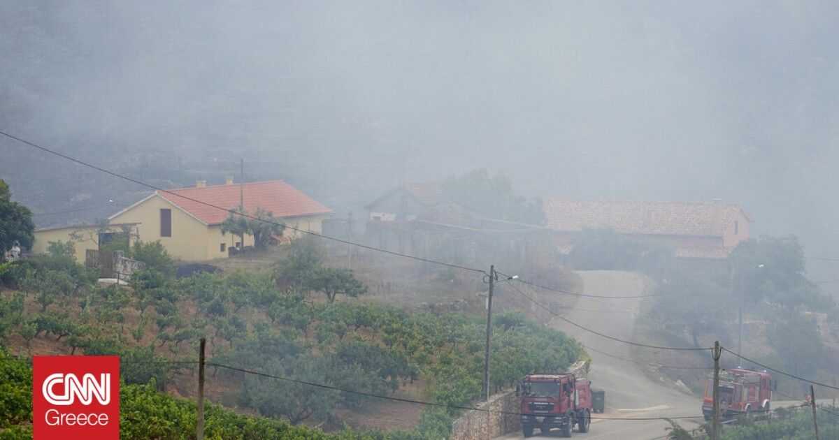 Στις φλόγες και το Μαρόκο: 500 οικογένειες άφησαν τα σπίτια τους - CNN.gr