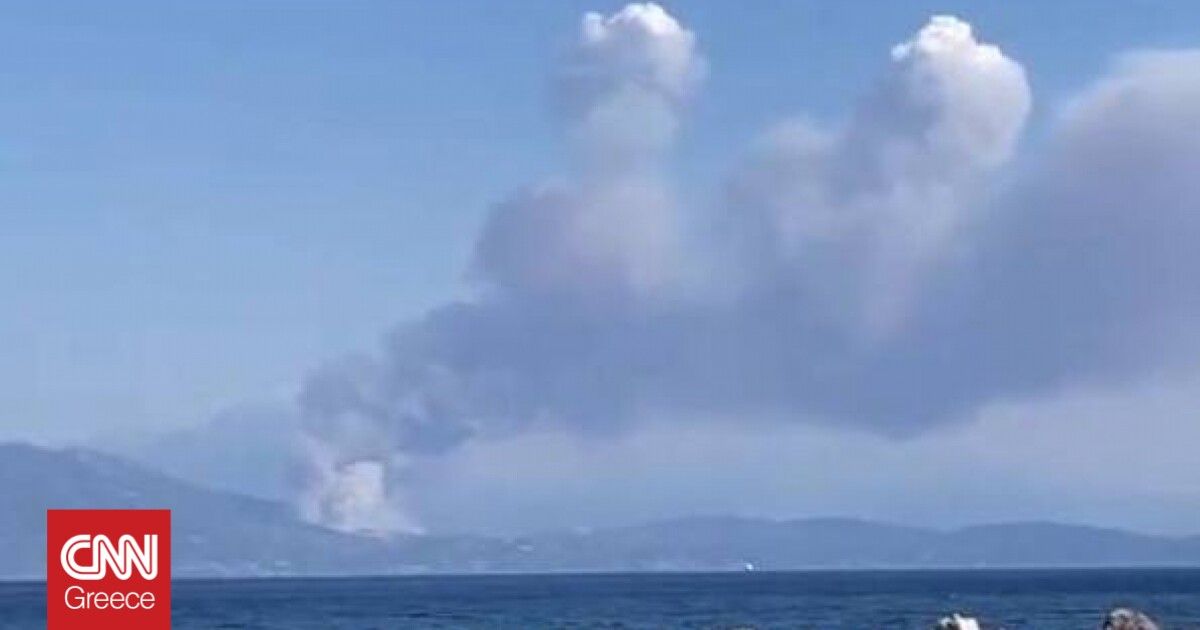 Φωτιά στην Πάτρα: Μέχρι το Μεσολόγγι έφθασαν οι καπνοί - Εικόνες από τη ...