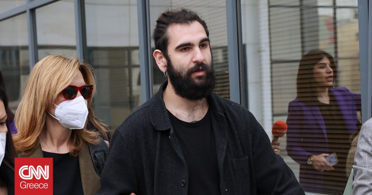 Δίκη Φιλιππίδη: «Τον δολοφόνησαν» είπε η σύζυγός του – «Το όπλο κρατούν ...
