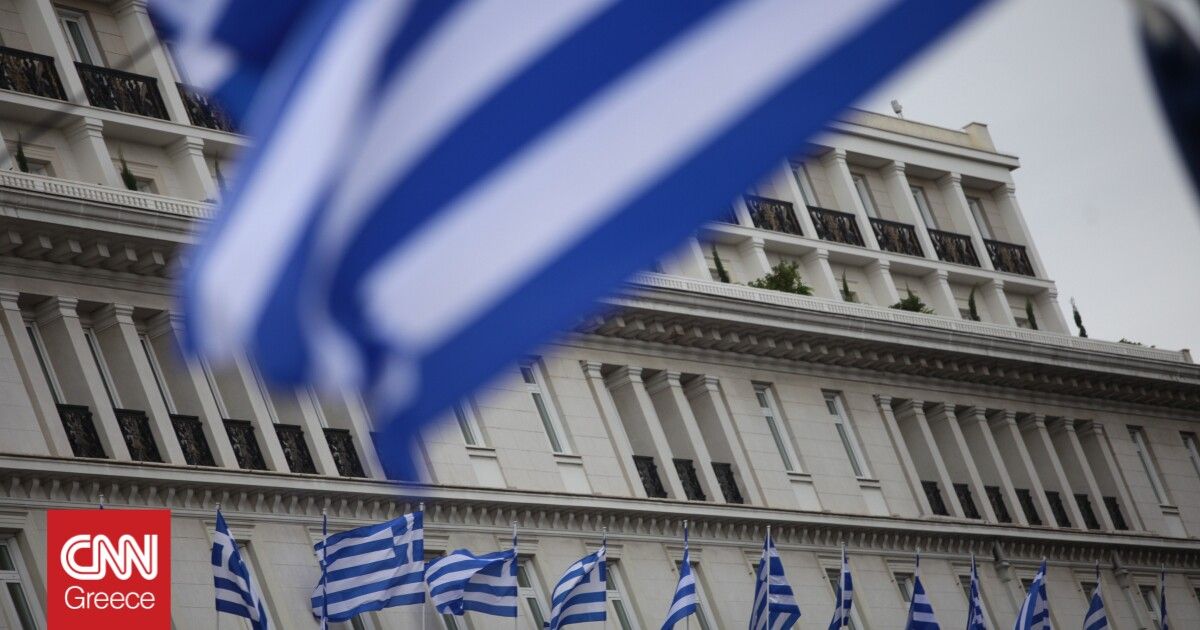 28η Οκτωβρίου: Πώς αμείβονται οι εργαζόμενοι του ιδιωτικού τομέα - CNN.gr