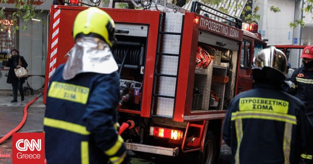 Φωτιά σε διαμέρισμα στην Αχαρνών στα Κάτω Πατήσια - CNN.gr