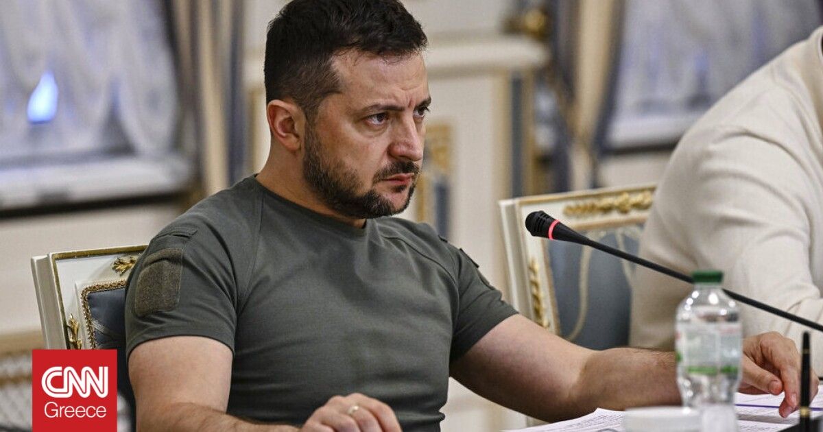 Καταγγελία Ζελένσκι για λεηλασίες των νοσοκομείων στη Χερσώνα - CNN.gr