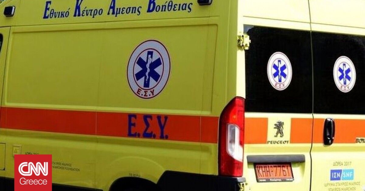 Θεσσαλονίκη: Αυτοκίνητο «καρφώθηκε» σε λεωφορείο - Στο νοσοκομείο η ...