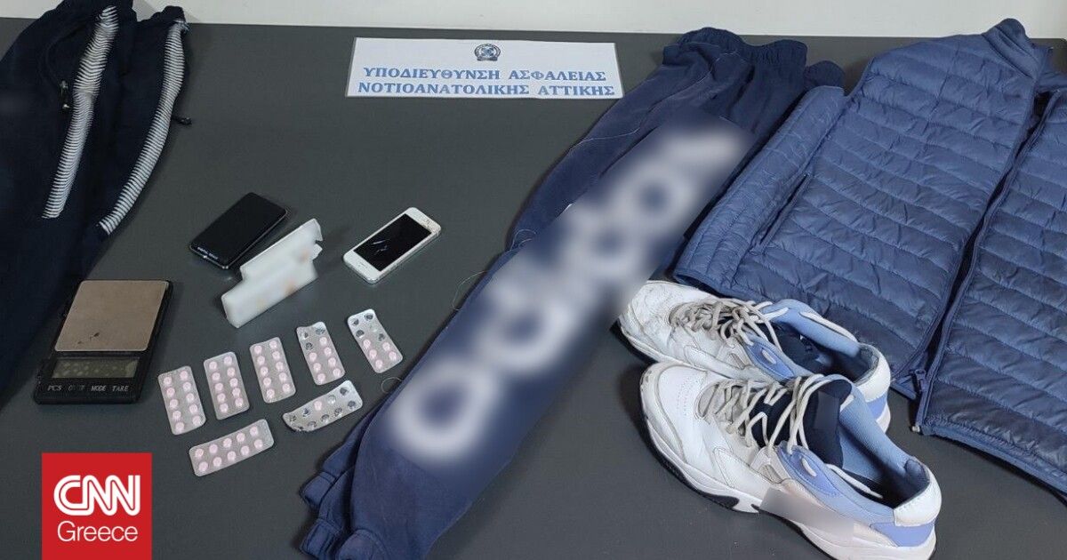 Χειροπέδες σε ληστή - «τσαντάκια»: Κατέληξε ένα από τα θύματά του - CNN.gr