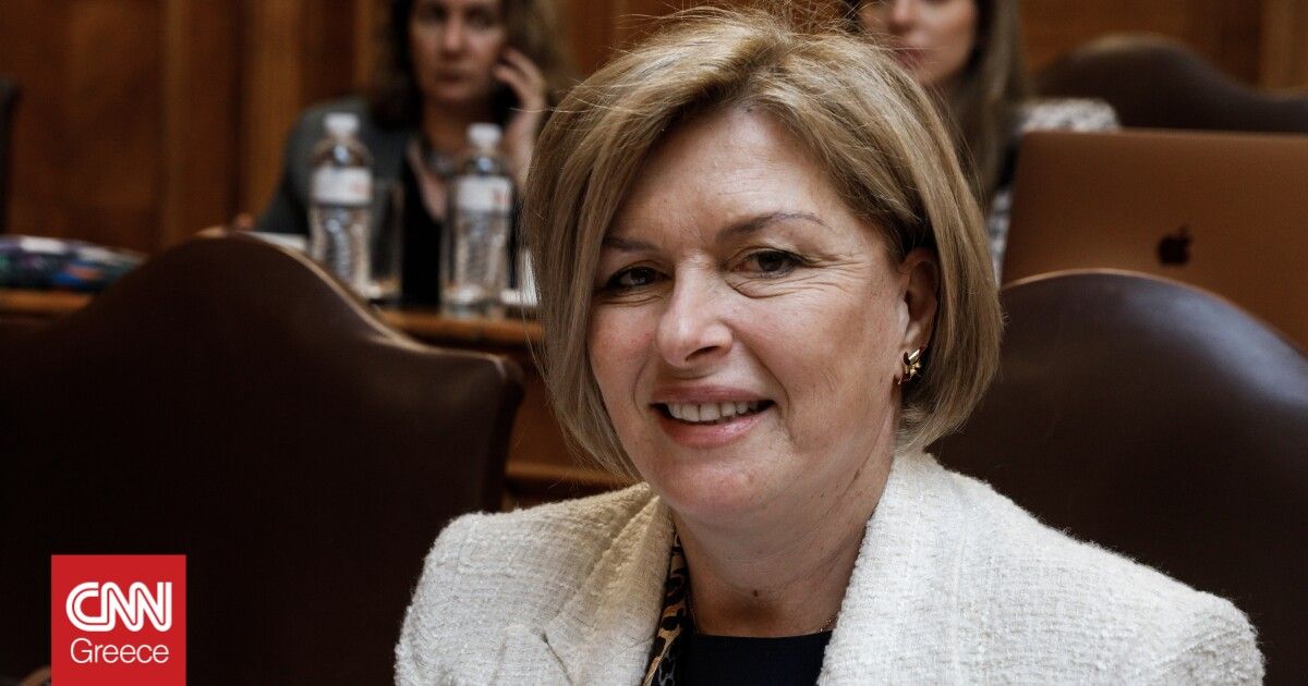 Γκάγκα: Η Σύρος δείχνει το δρόμο για το ψηφιακό και υγειονομικό μέλλον της Ελλάδας - CNN.gr