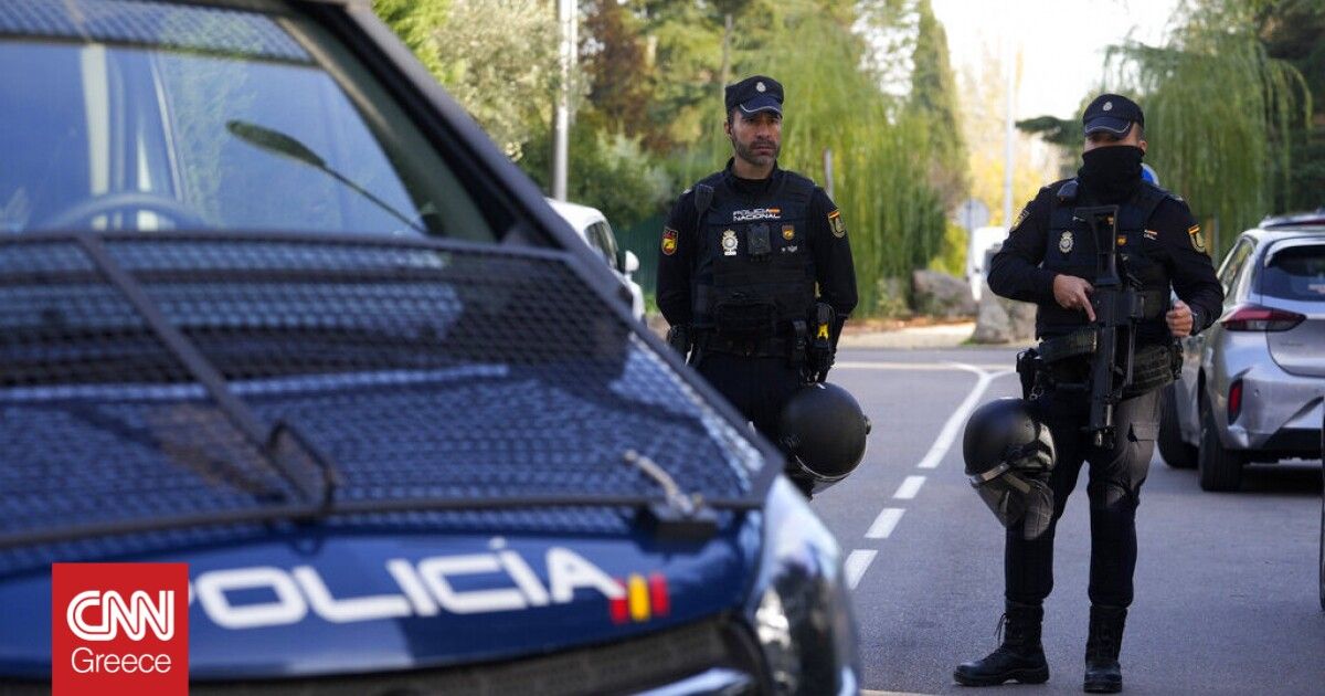 Ισπανία: Διαδηλώσεις της δεξιάς αντιπολίτευσης ενόψει εκλογών - CNN.gr