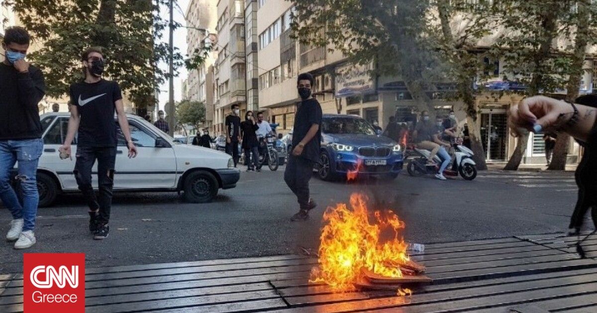 Η ΕΕ εγκρίνει την επιβολή νέων κυρώσεων στο Ιράν - CNN.gr