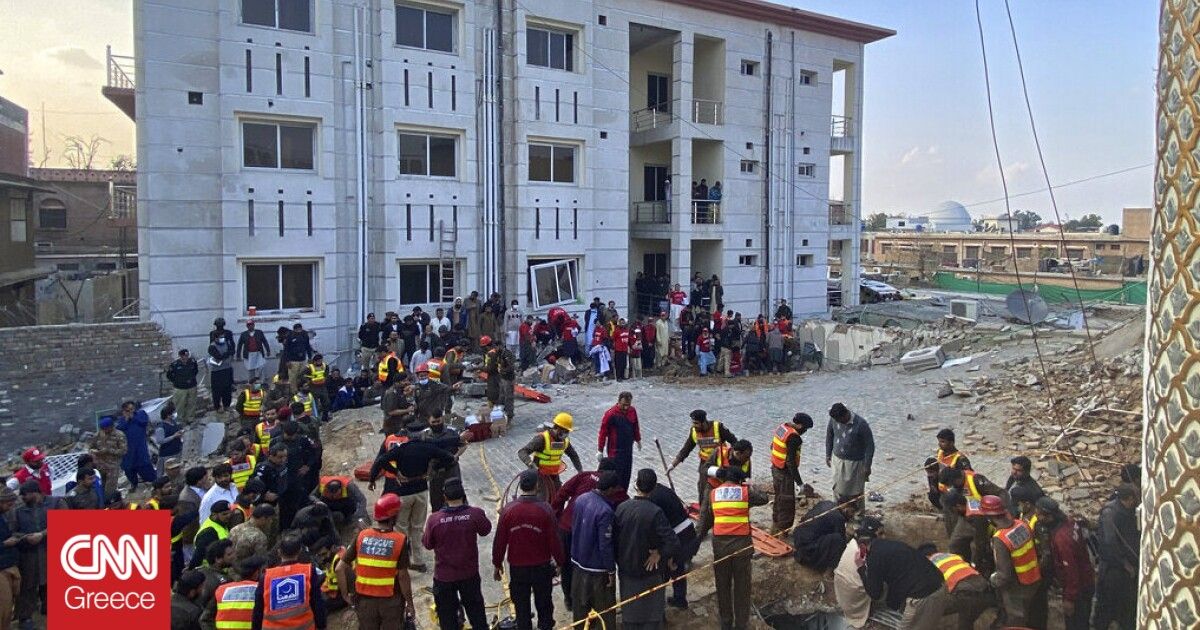 Πακιστάν: Στους 61 οι νεκροί από επίθεση βομβιστή καμικάζι σε τέμενος ...