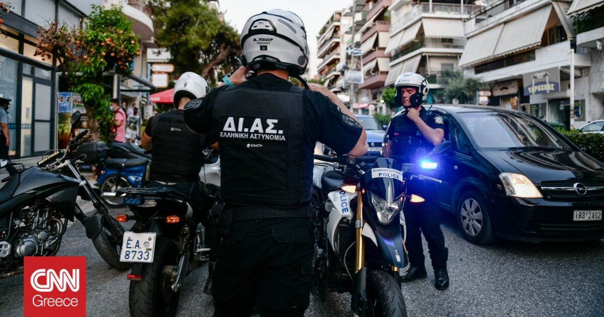 Πάτρα: Επιθέσεις με βαριοπούλες σε δύο σούπερ μάρκετ - Έσπασαν ...