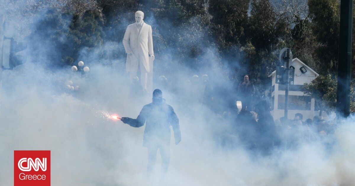Επεισόδια στο Σύνταγμα: 5 συλλήψεις και 7 τραυματίες αστυνομικοί στο ...