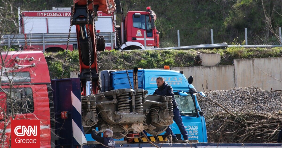 Τέμπη: Νέο βίντεο ντοκουμέντο λίγα λεπτά μετά τη σύγκρουση τρένων - CNN.gr