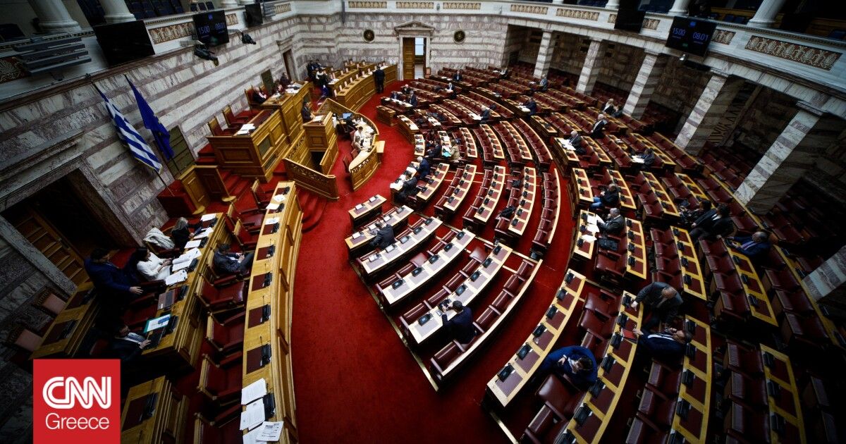 Σε δημόσια διαβούλευση ο νέος Κώδικας Μετανάστευσης - CNN.gr