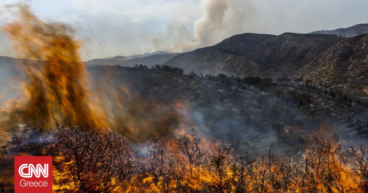 Ισπανία: Εκτός ελέγχου η πρώτη μεγάλη πυρκαγιά της χρονιάς - CNN.gr