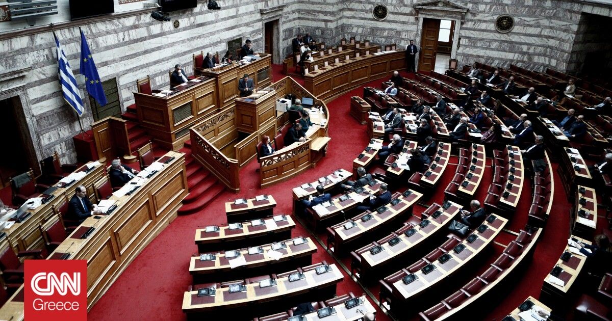 Βουλή: Ψηφίστηκε από ΝΔ και ΠΑΣΟΚ η τροπολογία «μπλόκο» στο κόμμα ...