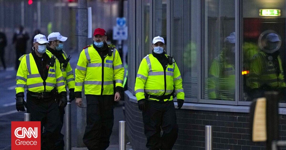 Σκωτία: Πρόσκρουση λεωφορείου σε υπερυψωμένη διάβαση - 10 τραυματίες ...