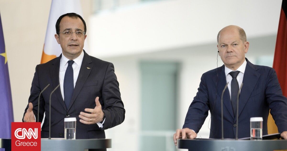 Έτοιμος να συμβάλει, δηλώνει ο Σολτς για την επίλυση του Κυπριακού - CNN.gr