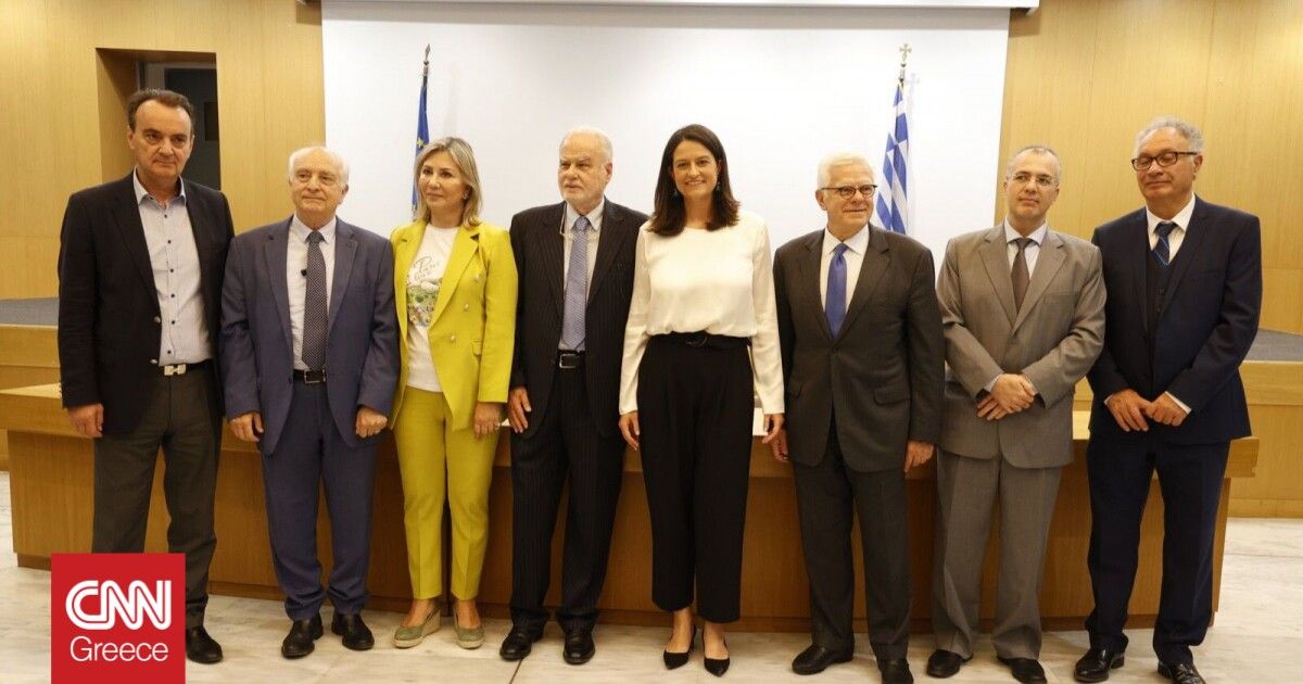 Κεραμέως στους Εργαζόμενους υπ. Παιδείας: Σας ευχαριστώ από καρδιάς που ...