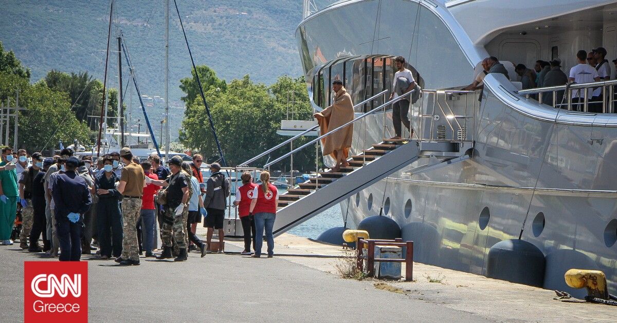 Ναυάγιο στην Πύλο: Έφτασαν στην Καλαμάτα οι διασωθέντες μετανάστες - CNN.gr