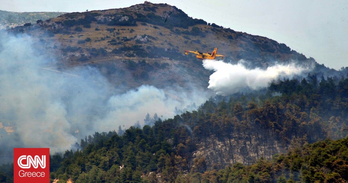 Μάχη στα πύρινα μέτωπα - Φουντώνει και πάλι η φωτιά στα Δερβενοχώρια ...