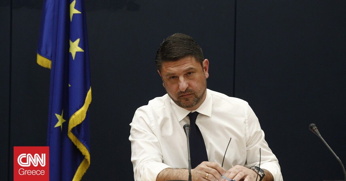 Στο Μαξίμου ο Νίκος Χαρδαλιάς - CNN.gr