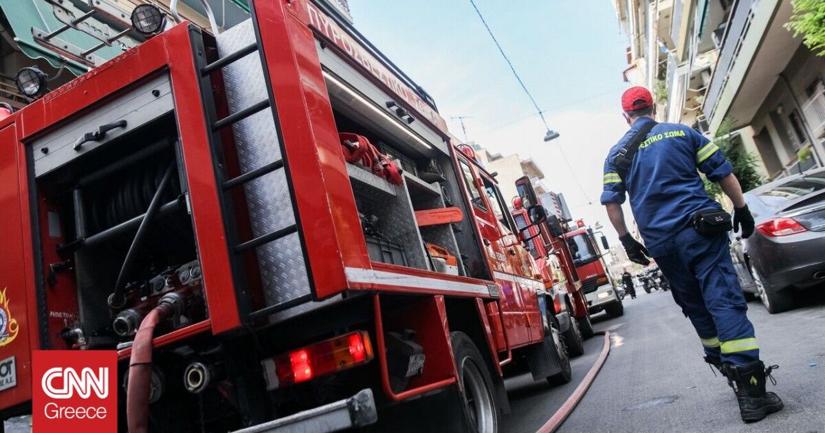 Φωτιά σε διαμέρισμα στον Άγιο Παντελεήμονα Αττικής - CNN.gr