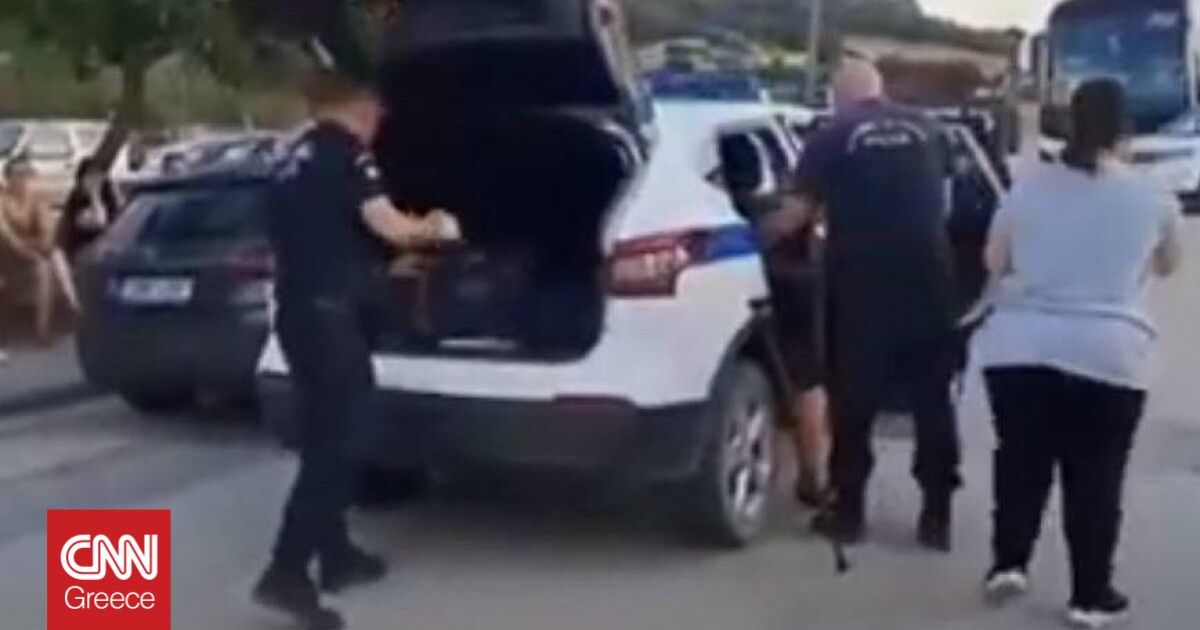 Φωτιά στην Αλεξανδρούπολη: Η Αστυνομία μεταφέρει σε ασφαλές σημείο τους ...