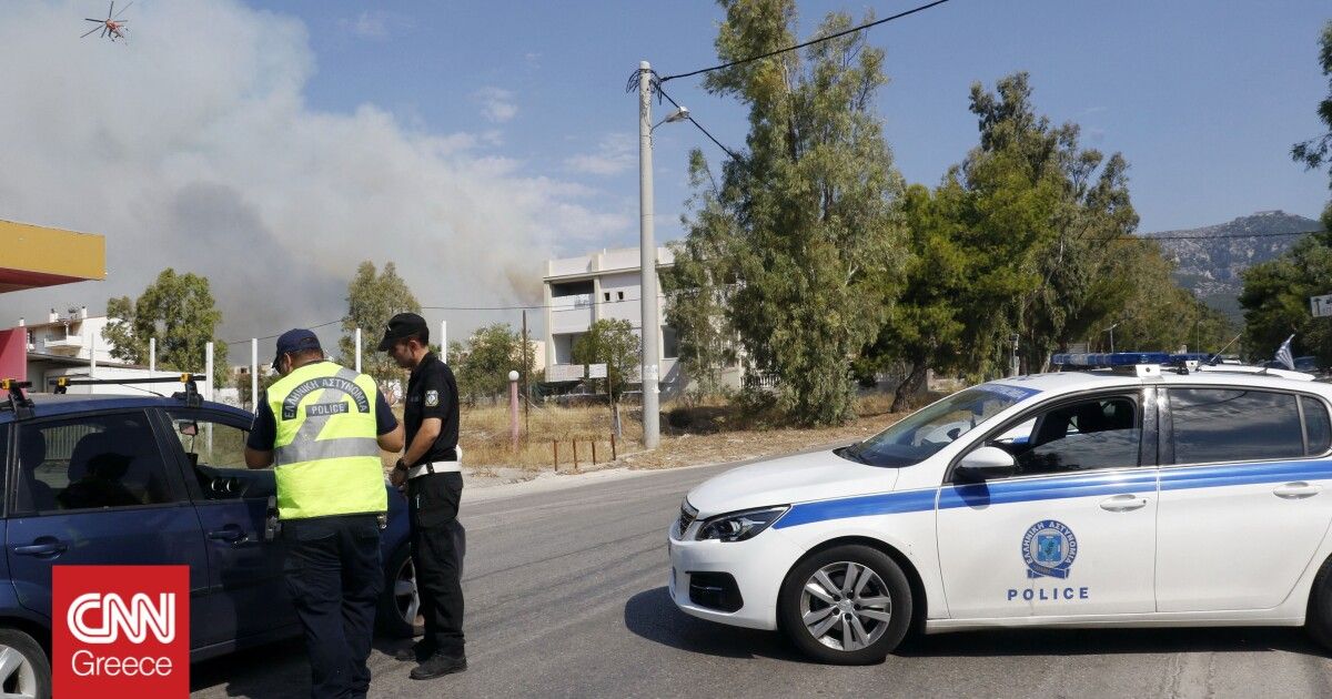 Φωτιά στον Ασπρόπυργο: Εκκενώνεται το Σοφό - Μήνυμα του 112 - CNN.gr
