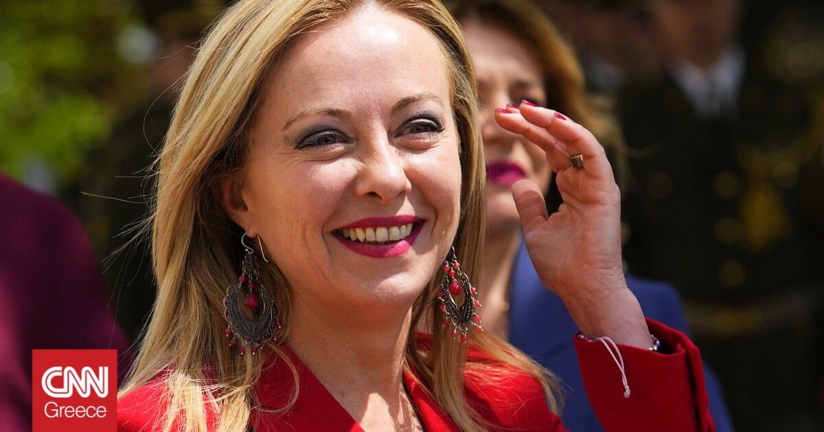 Μελόνι: Mε εσπρεσάκι, τούρτα και σέλφι επέστρεψε στη Ρώμη η ιταλίδα ...