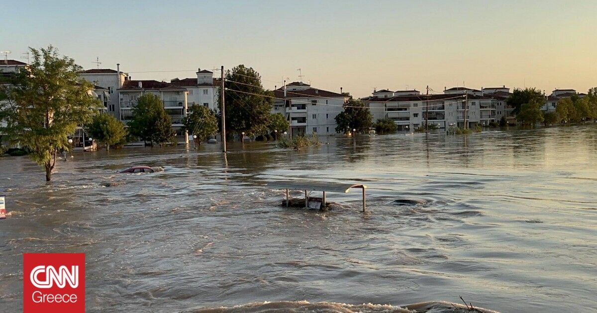 Πλημμύρες στη Θεσσαλία: Απέραντη λίμνη η Λάρισα - Αποκαρδιωτικές ...