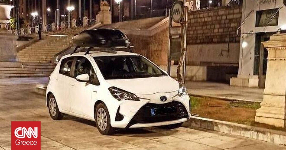 Το παρκάρισμα της χρονιάς: Οδηγός παράτησε το αυτοκίνητό του στην ...