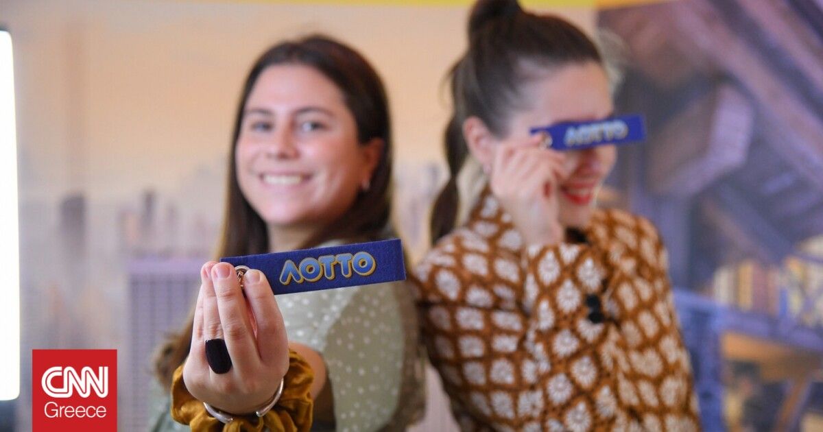 Το 360ᵒ video booth που ενθουσίασε τους επισκέπτες του River West - CNN.gr