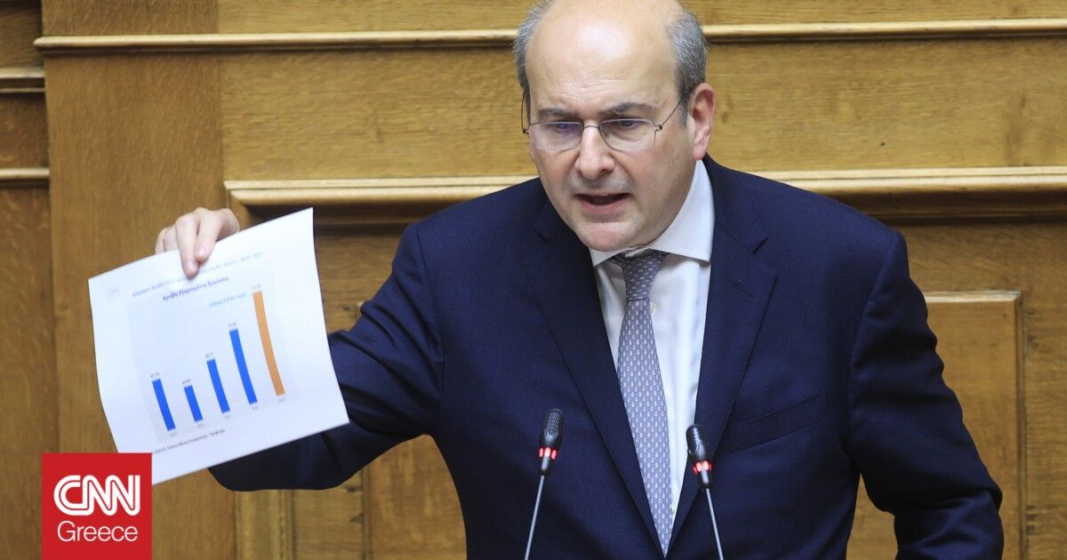 Χατζηδάκης για Economist: Είναι και αυτός μέρος της διεθνούς συνομωσίας ...