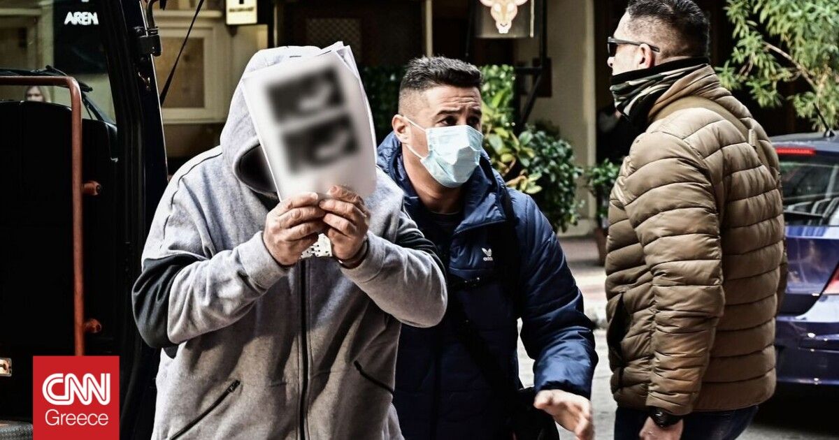 Κύκλωμα κοκαΐνης: Στη φυλακή ο πλωτάρχης, άλλος ένας λιμενικός και 8 ...