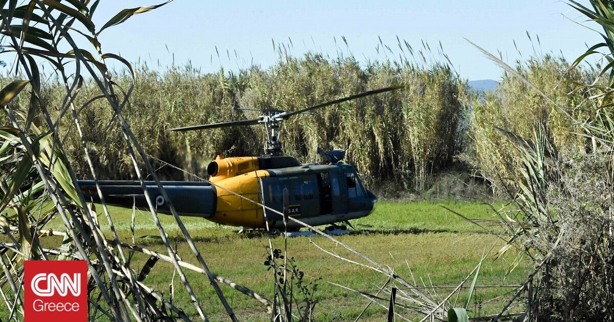Έπεσε εκπαιδευτικό αεροπλάνο στη Καλαμάτα - CNN.gr