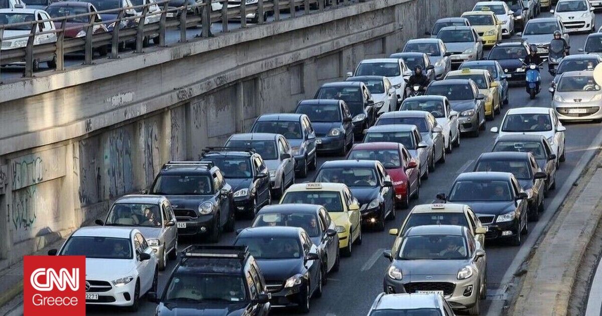Σύγκρουση οχημάτων στον Κηφισό - Μεγάλες καθυστερήσεις στην κάθοδο - CNN.gr