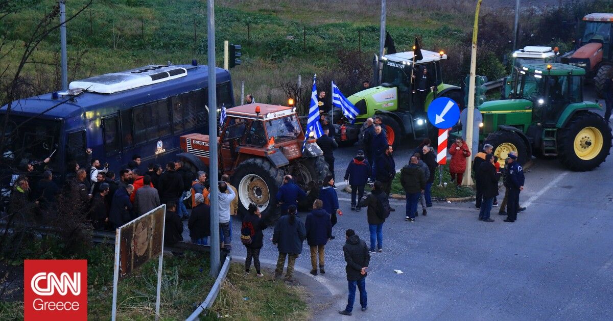 Αγρότες: Παραμένουν στα μπλόκα εν αναμονή της συνάντησης με τον ...